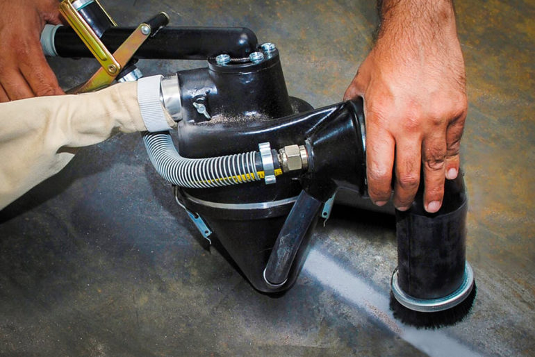 CLEMCO® EDUCT-O-MATIC dust-free blasting equipment - Corrotech